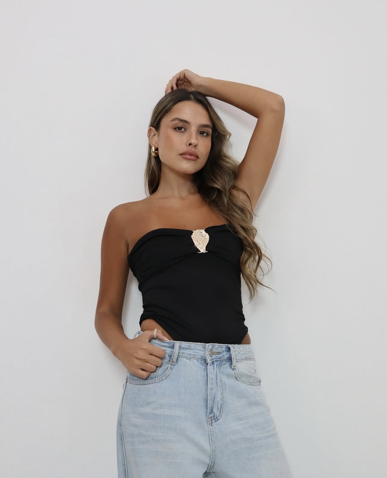 בובה פראית | בגד גוף אבזם | חולצות